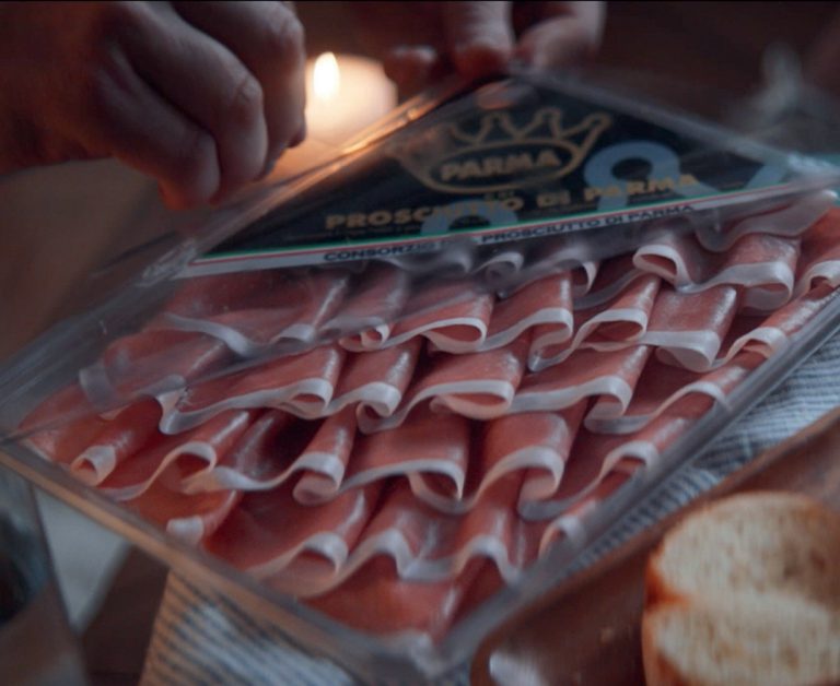 Preparation of Parma ham | Consorzio del Prosciutto di Parma